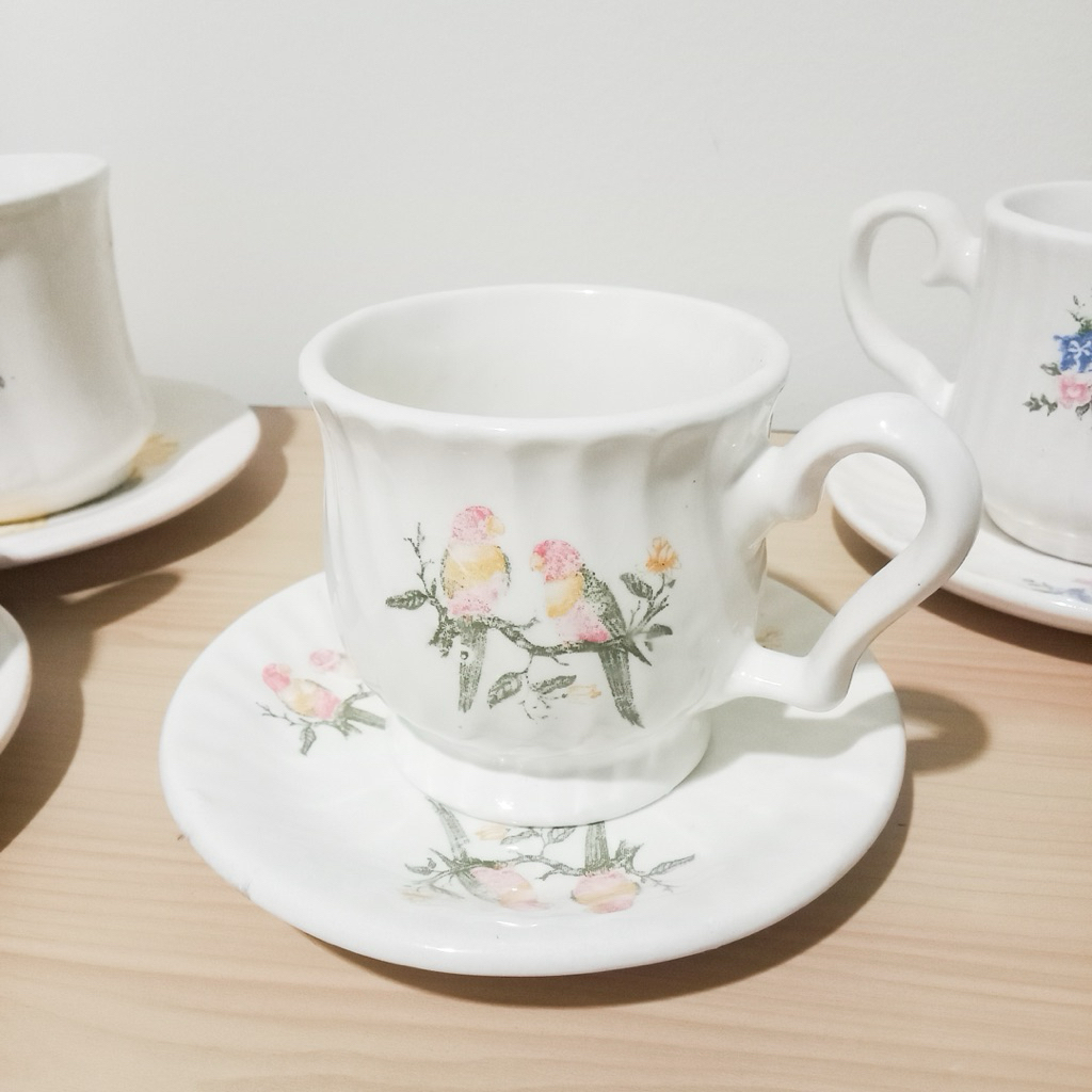 Jual vintage glass / Ceramic glass / Cup set / Cangkir aesthetic ...