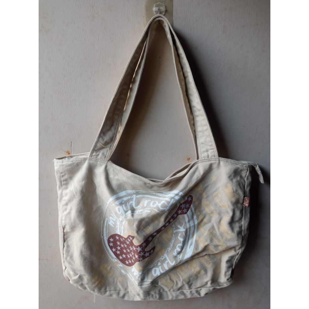 Jual Preloved tote bahan kanvas berziper | Shopee Indonesia