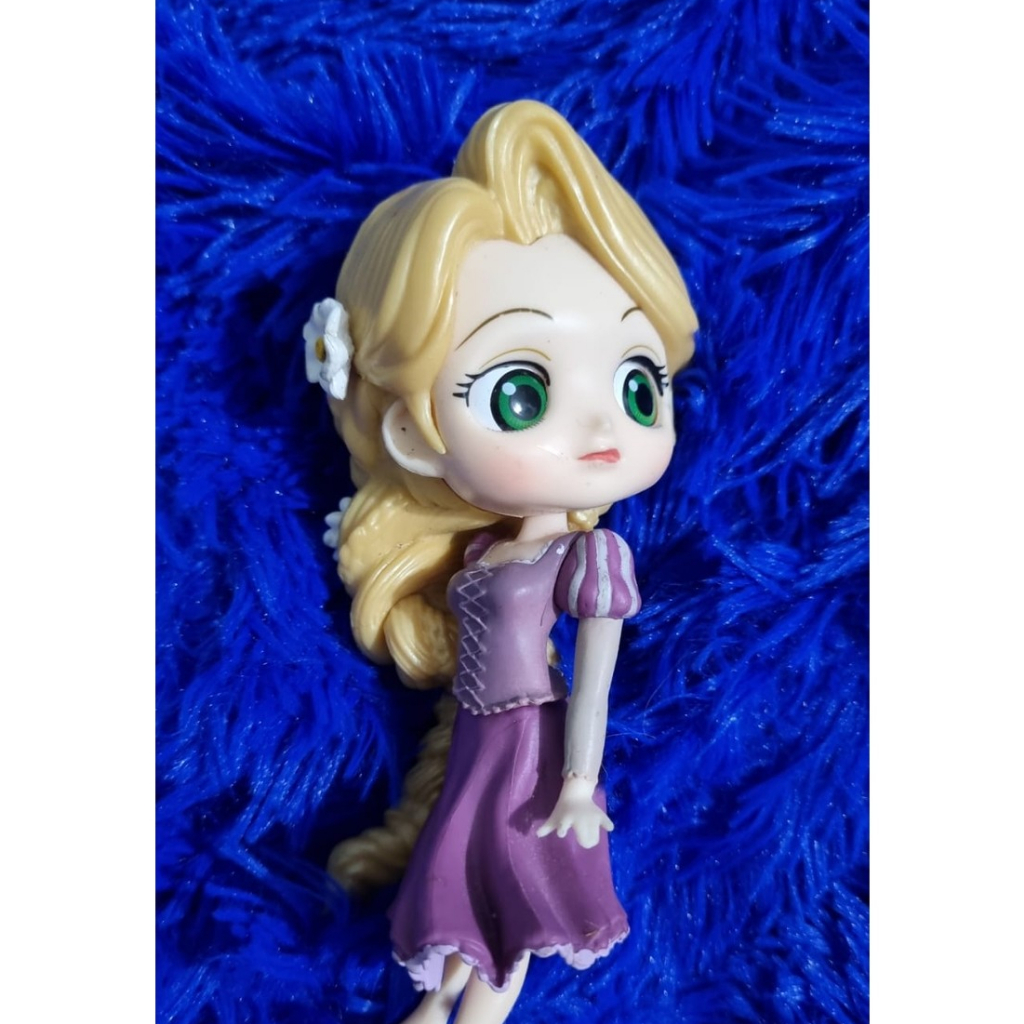 Jual Jual Figure Disney Movie Tangled Character Rapunzel with Little ...