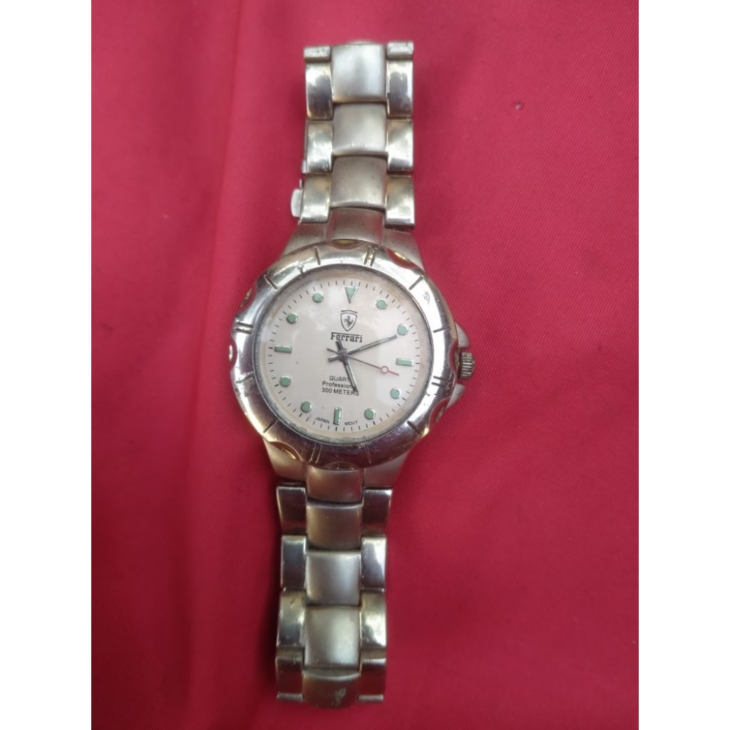 Jual Ferrari watch diver looks | Shopee Indonesia