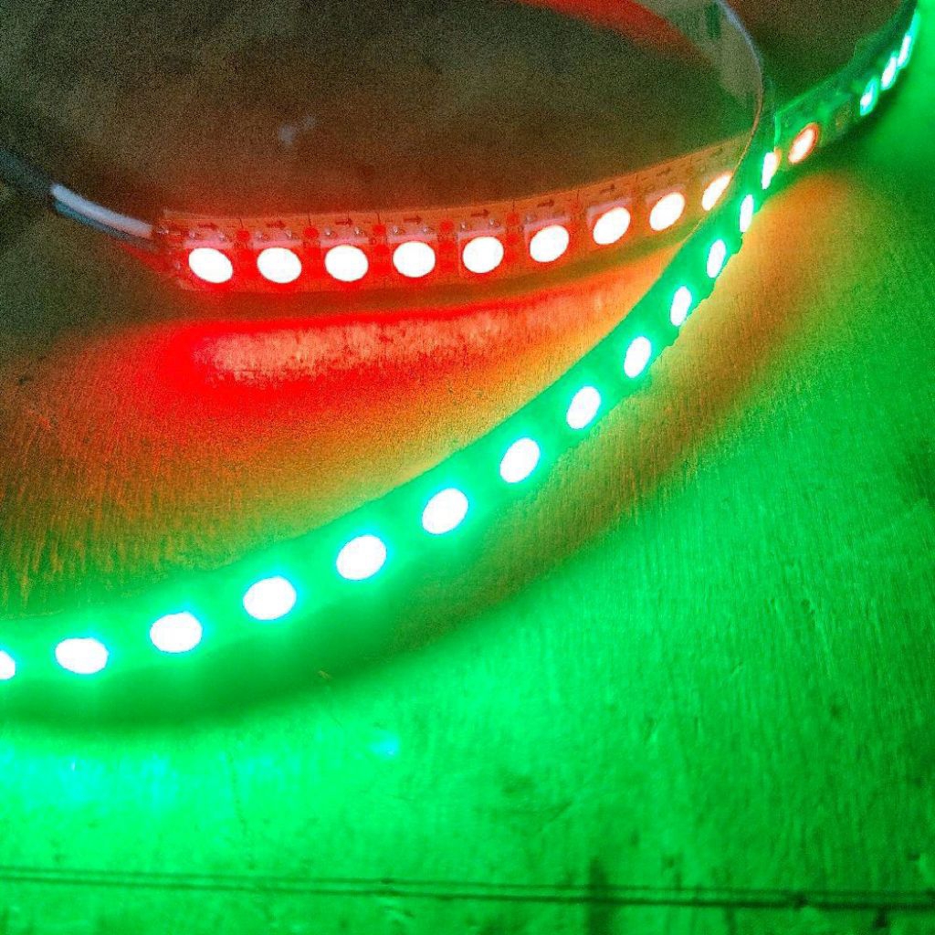Jual Lampu LED Strip WS2812B Lebar 8mm 144LED/m Tegangan 5Volt ...