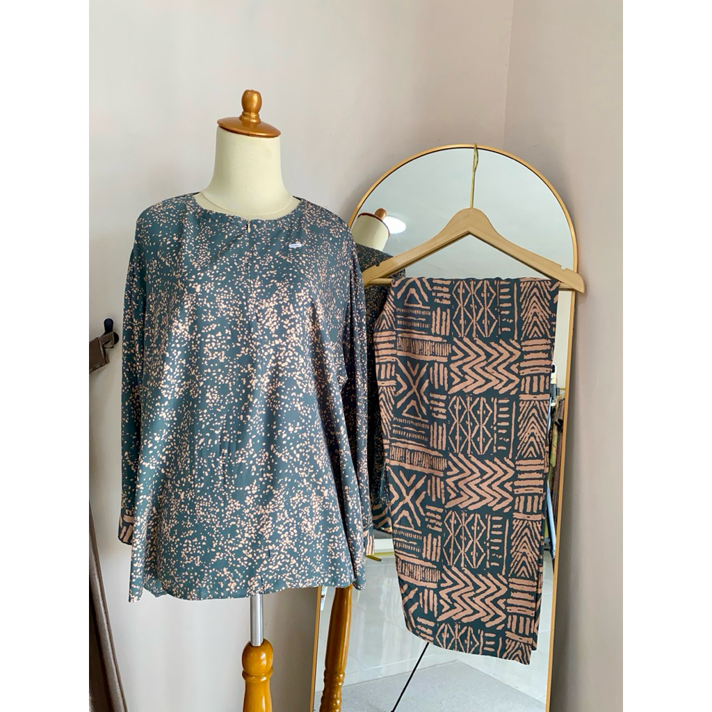 Jual NESTUFF ONE SET BATIK GK | Shopee Indonesia