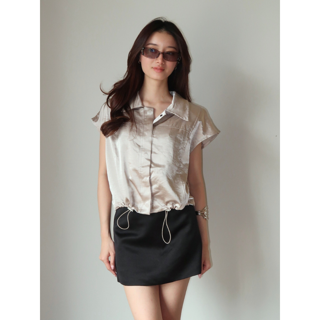 Jual [MELAMOR] Meza Vest - Atasan Wanita | Shopee Indonesia