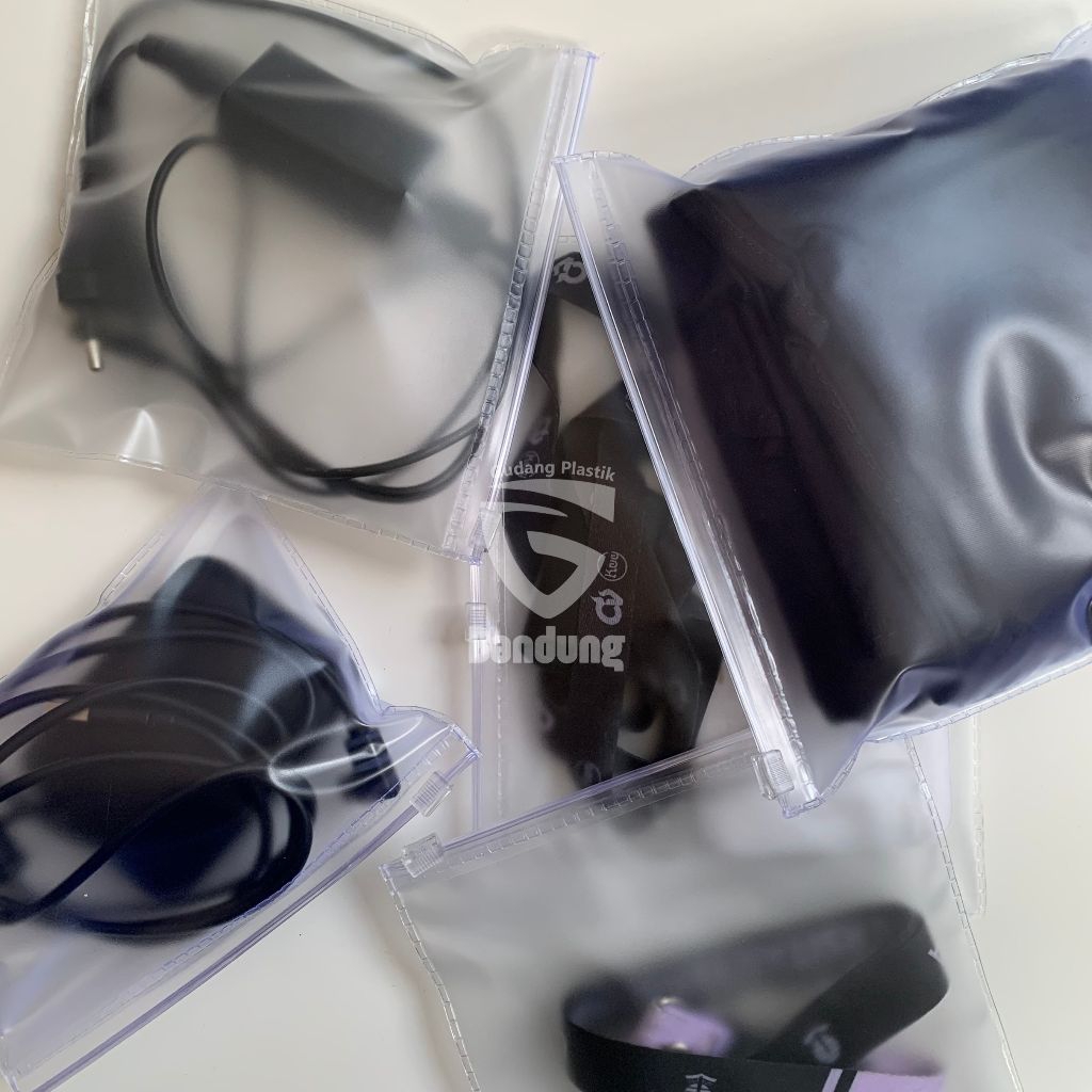 Jual Ziplock Pouch Mika PVC untuk Penyimpanan Serbaguna Praktis dan ...