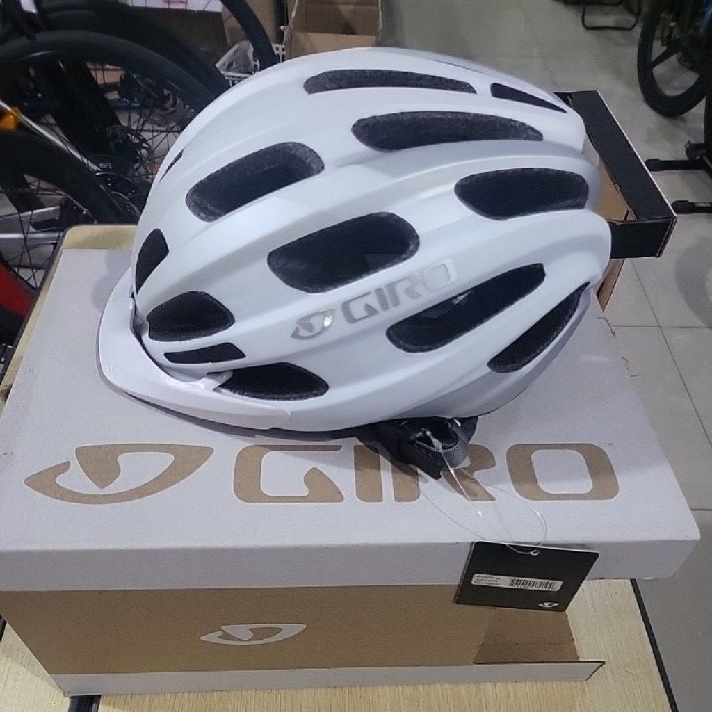 Jual helm giro Register universal fit | Shopee Indonesia