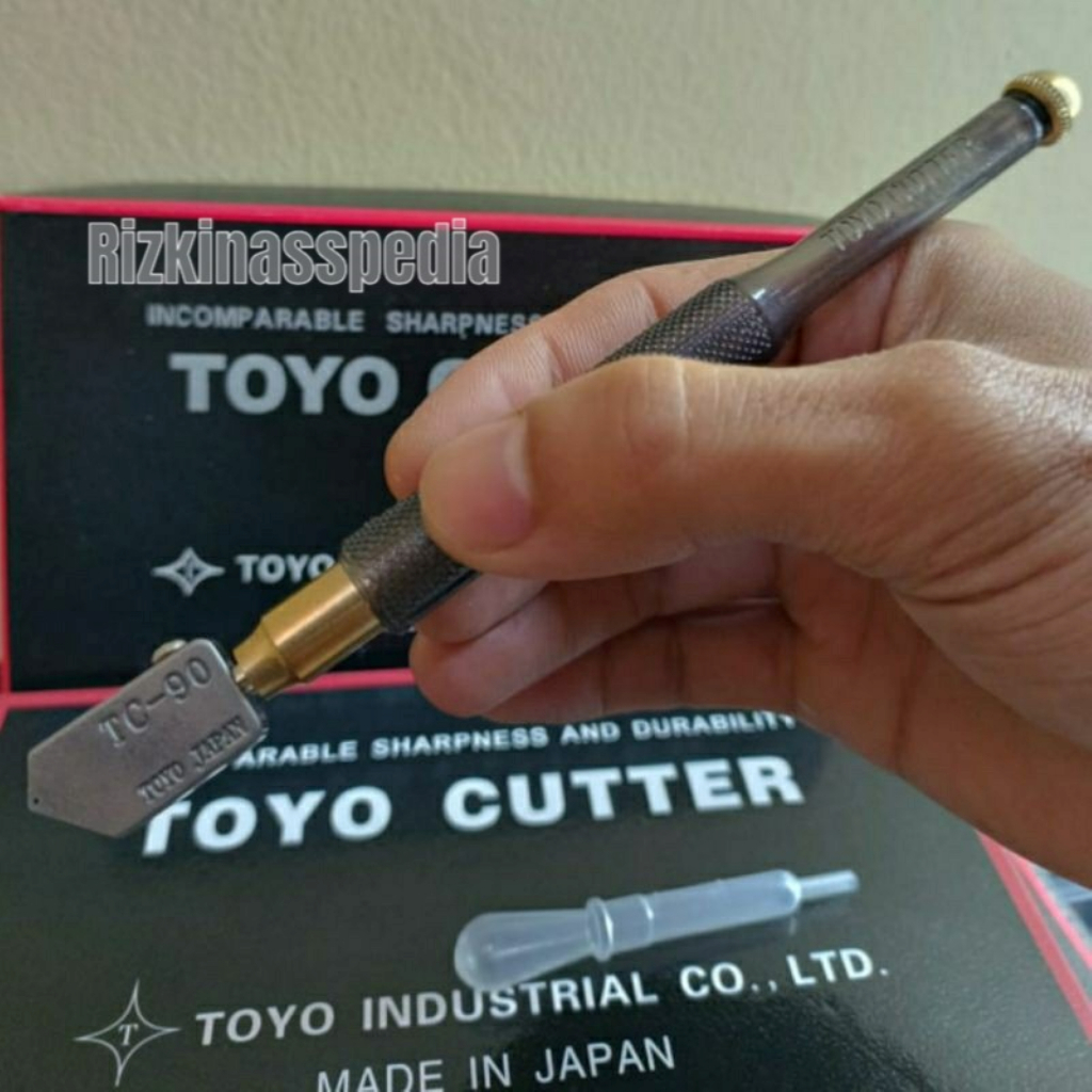 Jual Toyo Glass Cutter TC 90 Alat Pemotong Kaca Keren Original Japan 1 ...