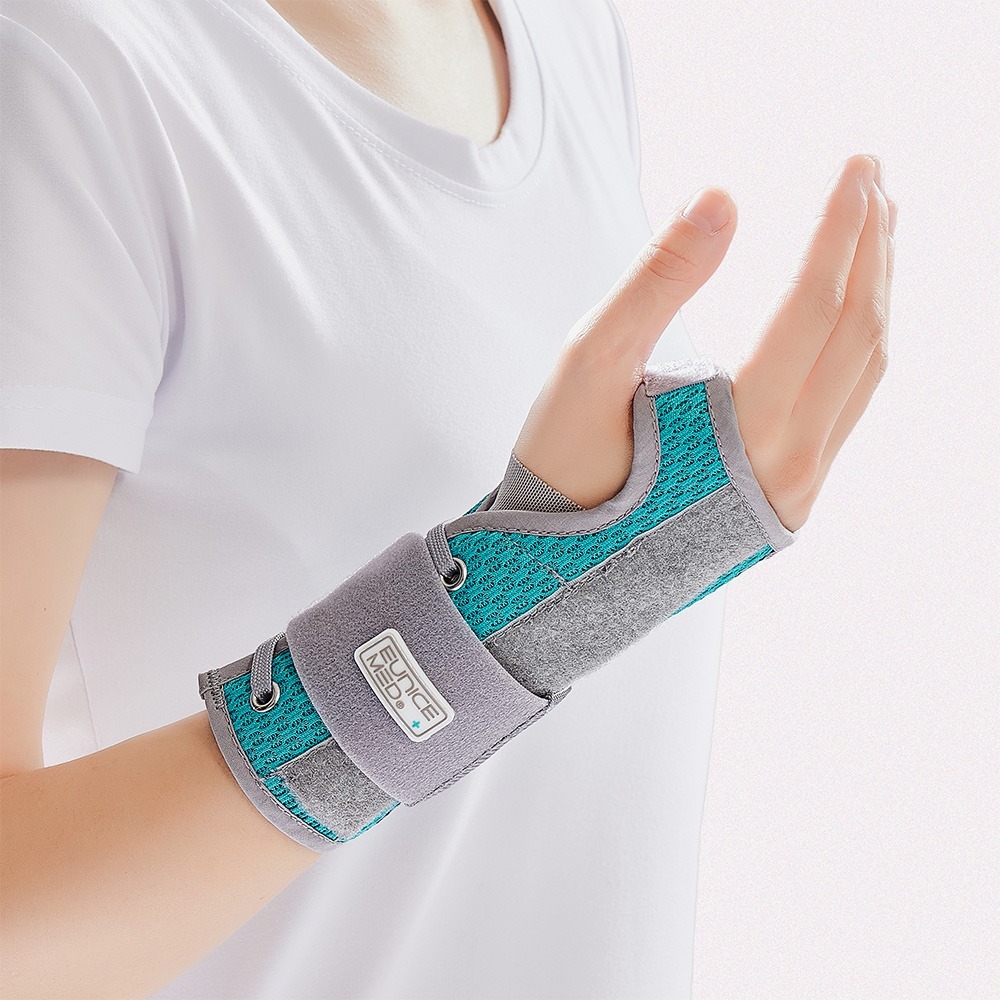 Jual AERGO Wrist Brace CPO-7401 | Shopee Indonesia