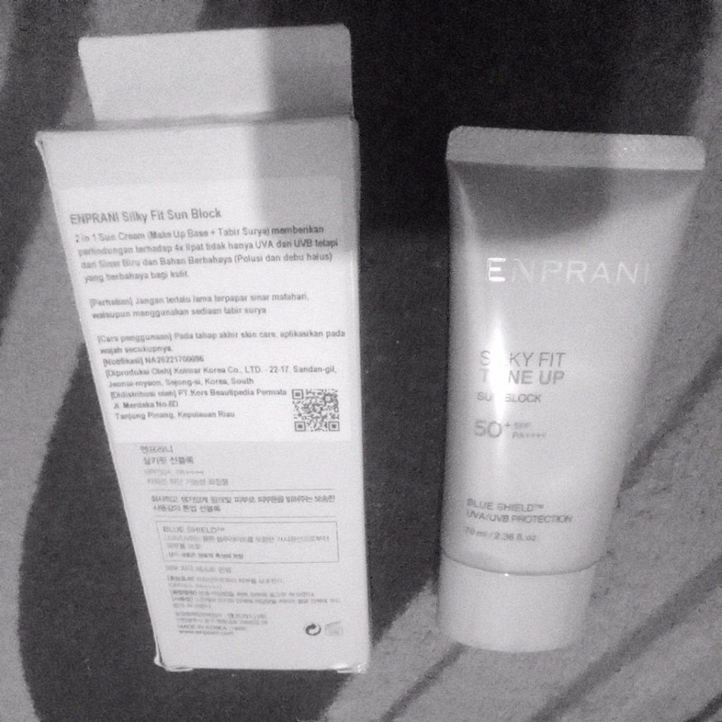 Jual Enprani Silky Fit Sun Block 70ml BPOM | Shopee Indonesia
