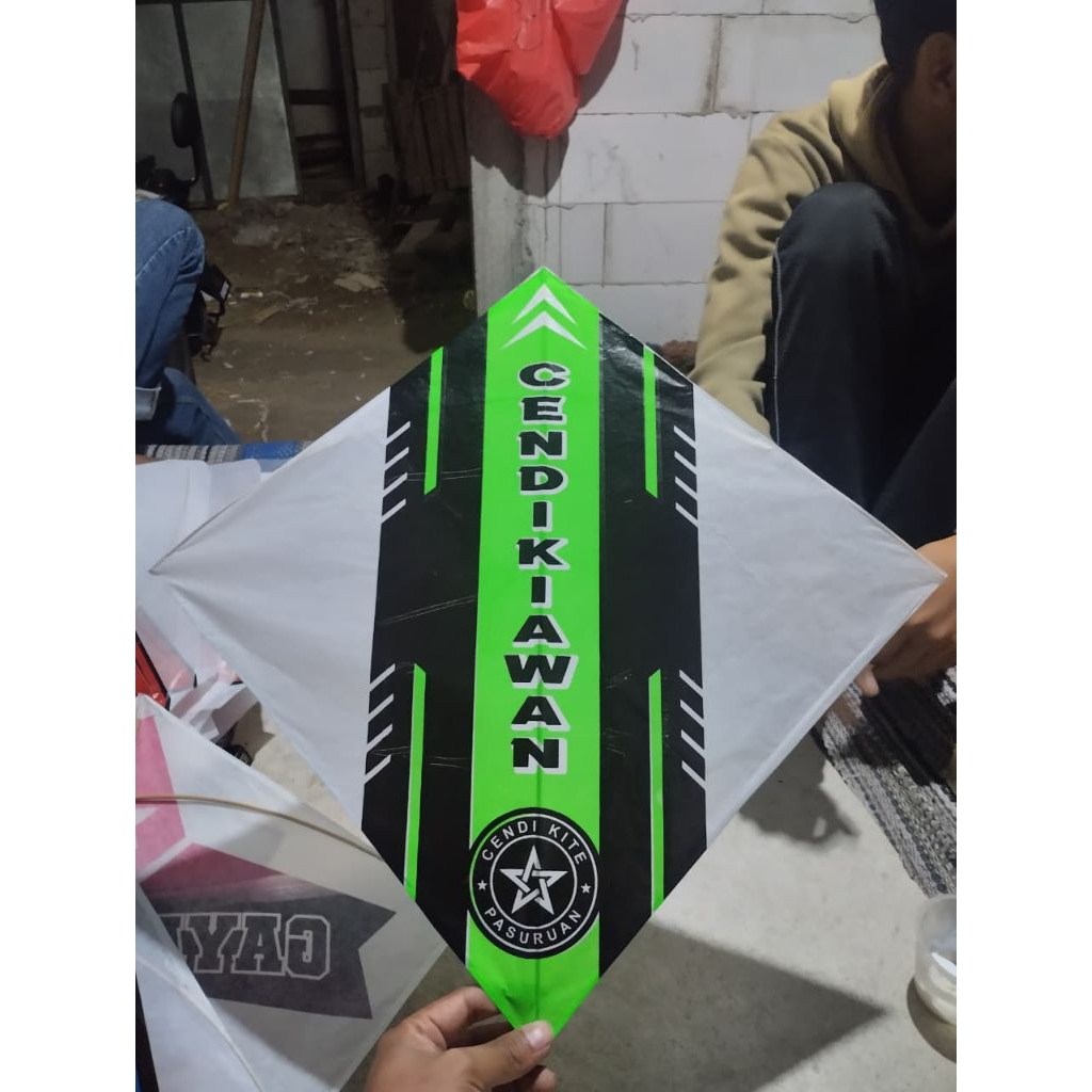 Jual layangan super 1 lilit kertas stabilo | Shopee Indonesia