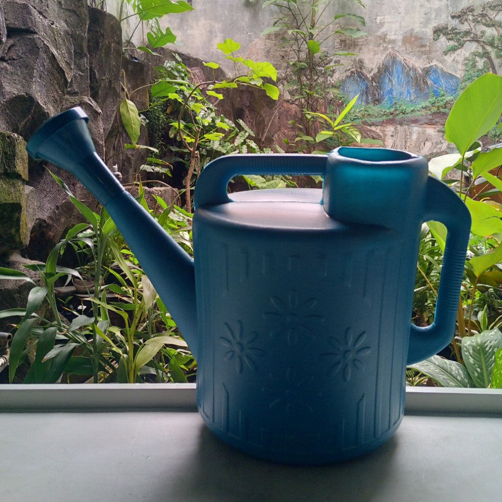 Jual Gembor Siram Bunga Tanaman Jumbo 12 Liter | Shopee Indonesia