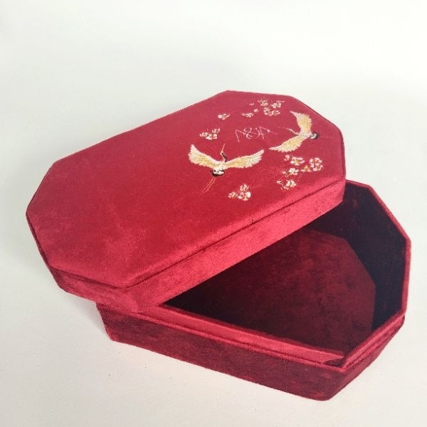 Jual Box sangjit lamaran segi 8 full suede custom (diluar lebih murah ...