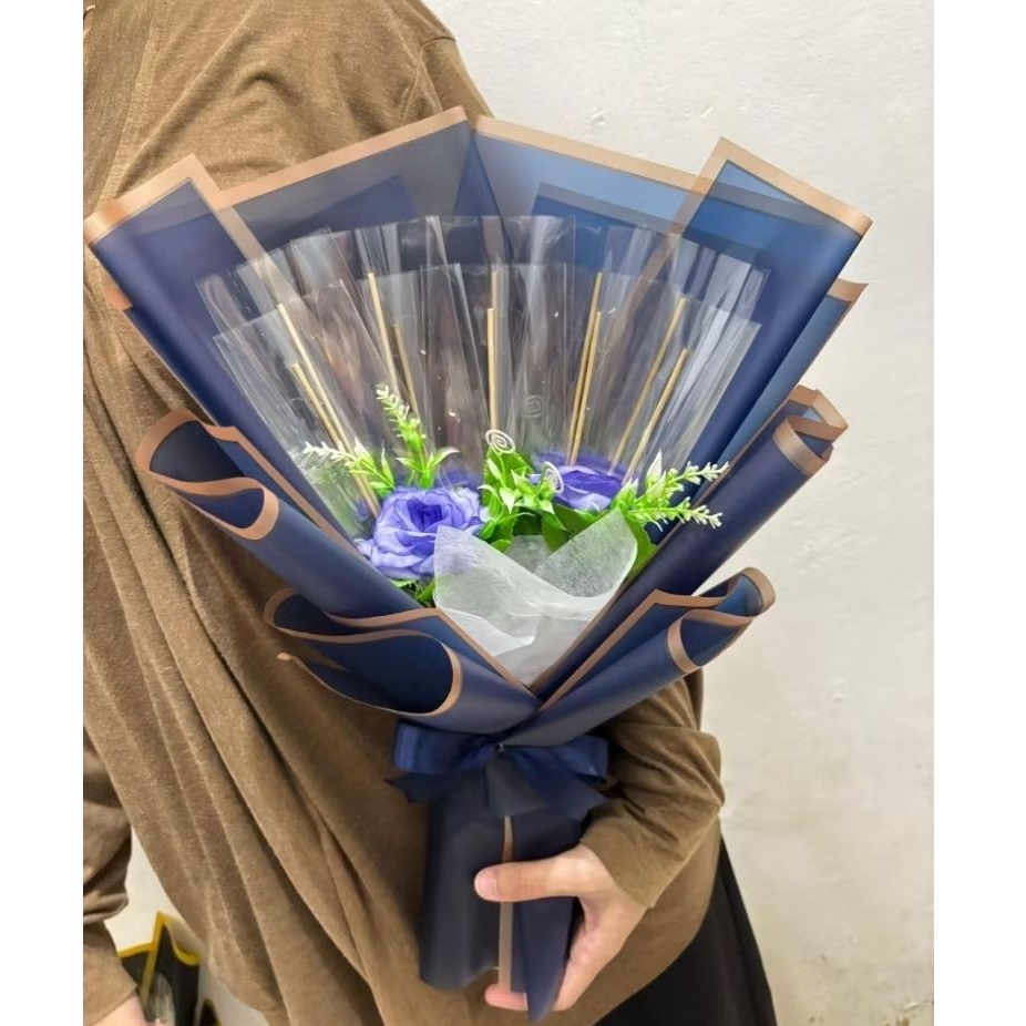 Jual Bouquet uang 10 slot kertas tisu|Hadiah wisuda| Bouquet wisuda ...