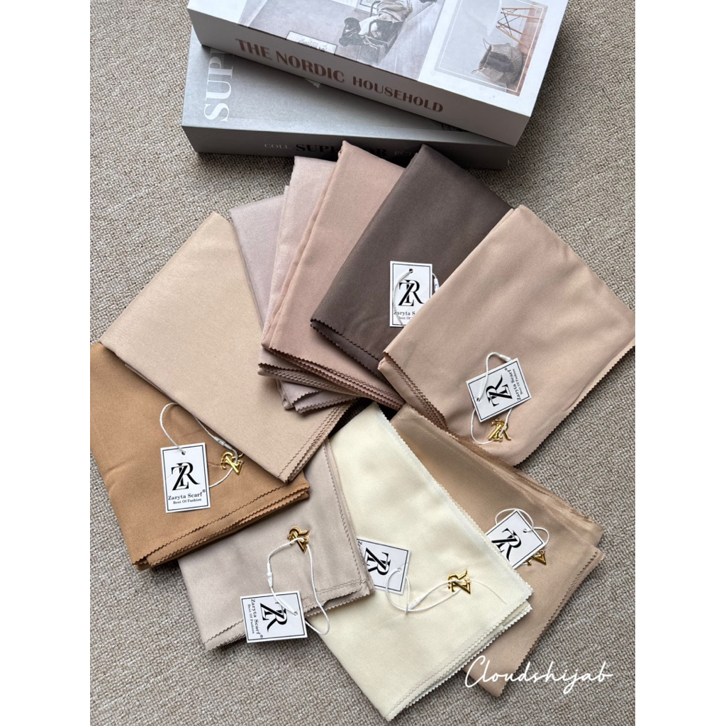Jual Promo!!! Hijab Segiempat Voal Solitaire Zaryta Metalogo | Kerudung ...