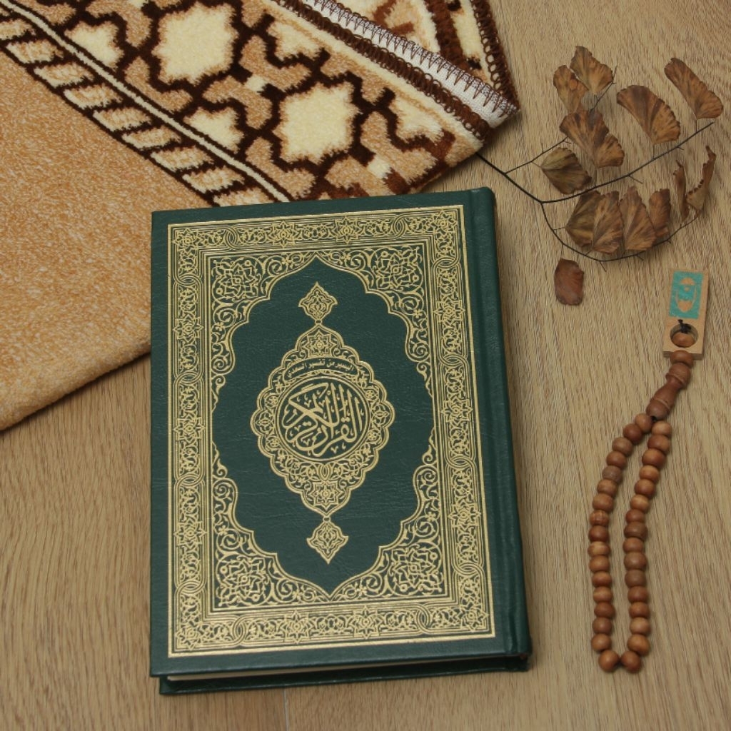 Jual Mushaf Al-Qur'an Madinah Asli Import Ukuran A5 (14x20 cm) 15 Baris ...