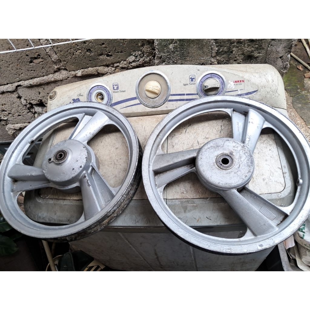 Jual Velg malika hero puch punch motor china matic 2tak pelek racing ...