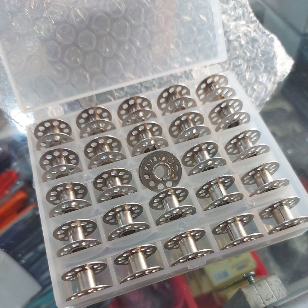 Jual (1 Kotak isi 25 Biji) Spool / Bobbin With Box / Roda Benang Mesin ...