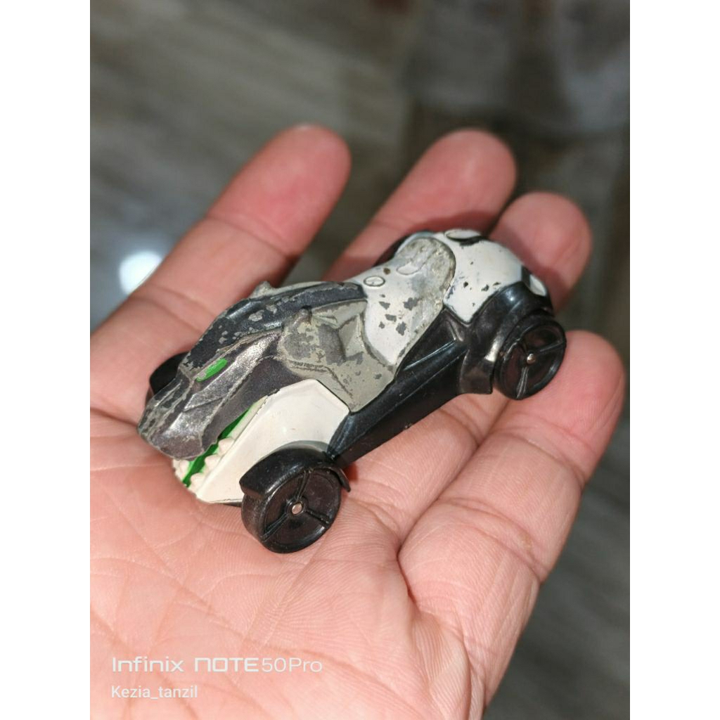 Jual JUALAN MAINAN MOBIL MOBILAN ORIGINAL ASLI BEN10 BEN 10 BENTEN BEN ...