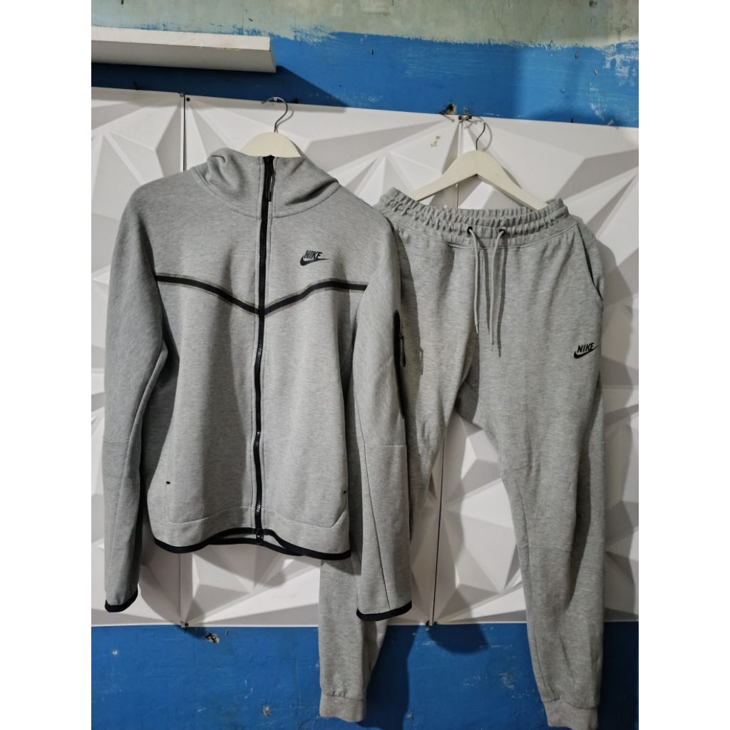 Jual hoodie nike tech 1 set | Shopee Indonesia