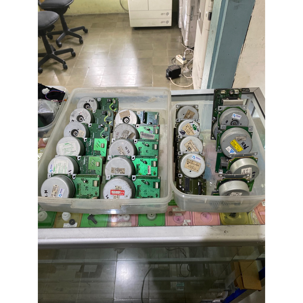 Jual MOTOR MESIN FOTOCOPY CANON SERI IR MOTOR PEMANAS (FIXING) MOTOR ...