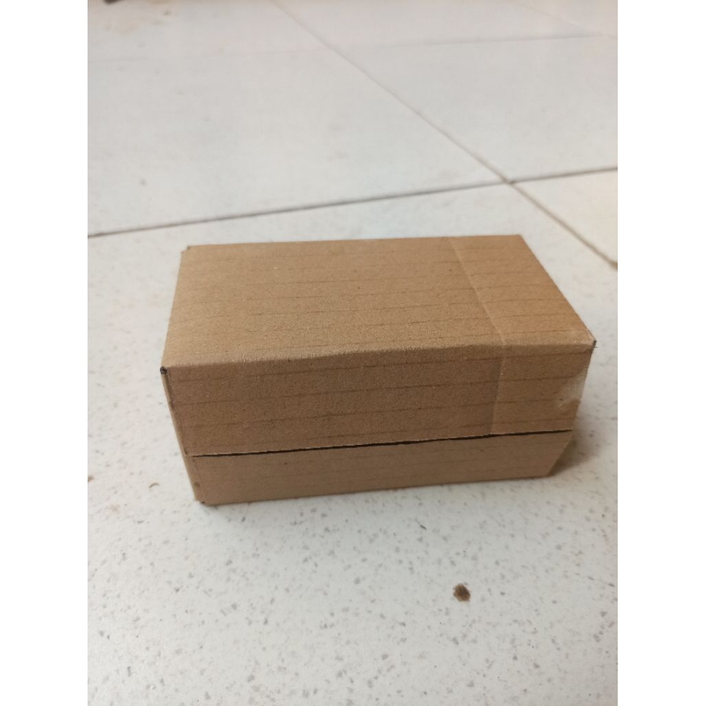 Jual kardus / karton box packing Uk 12x6x6 | Shopee Indonesia