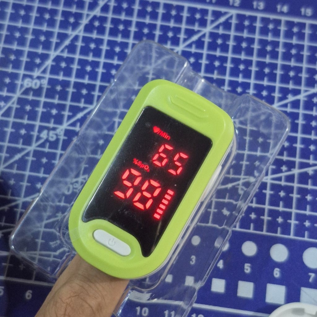 Jual fingertip pulse oximeter | Shopee Indonesia