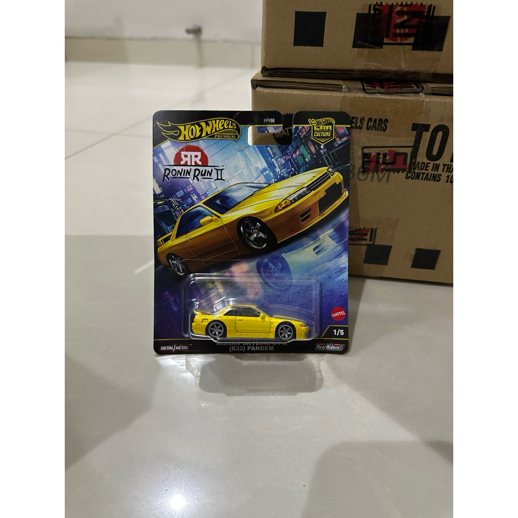 Jual Hotwheels Premium Nissan Skyline R32 Pandem Yellow Ronin Run II 2 ...