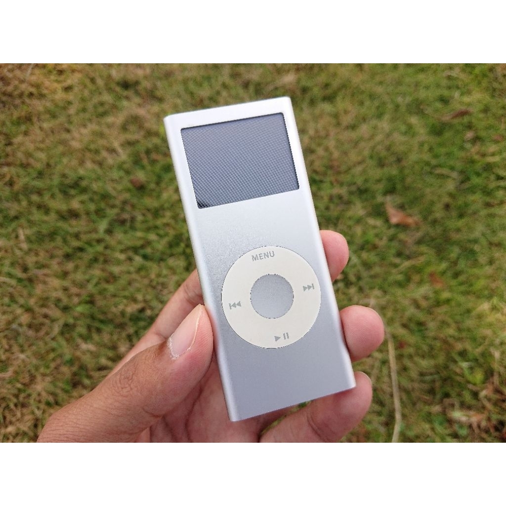 Jual iPod Nano 2 Silver kapasitas 2GB | Shopee Indonesia