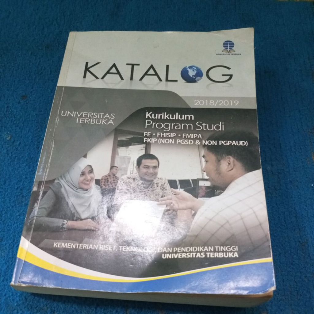 Jual buku KATALOG Kurikulum Program Studi Universitas terbuka | Shopee ...