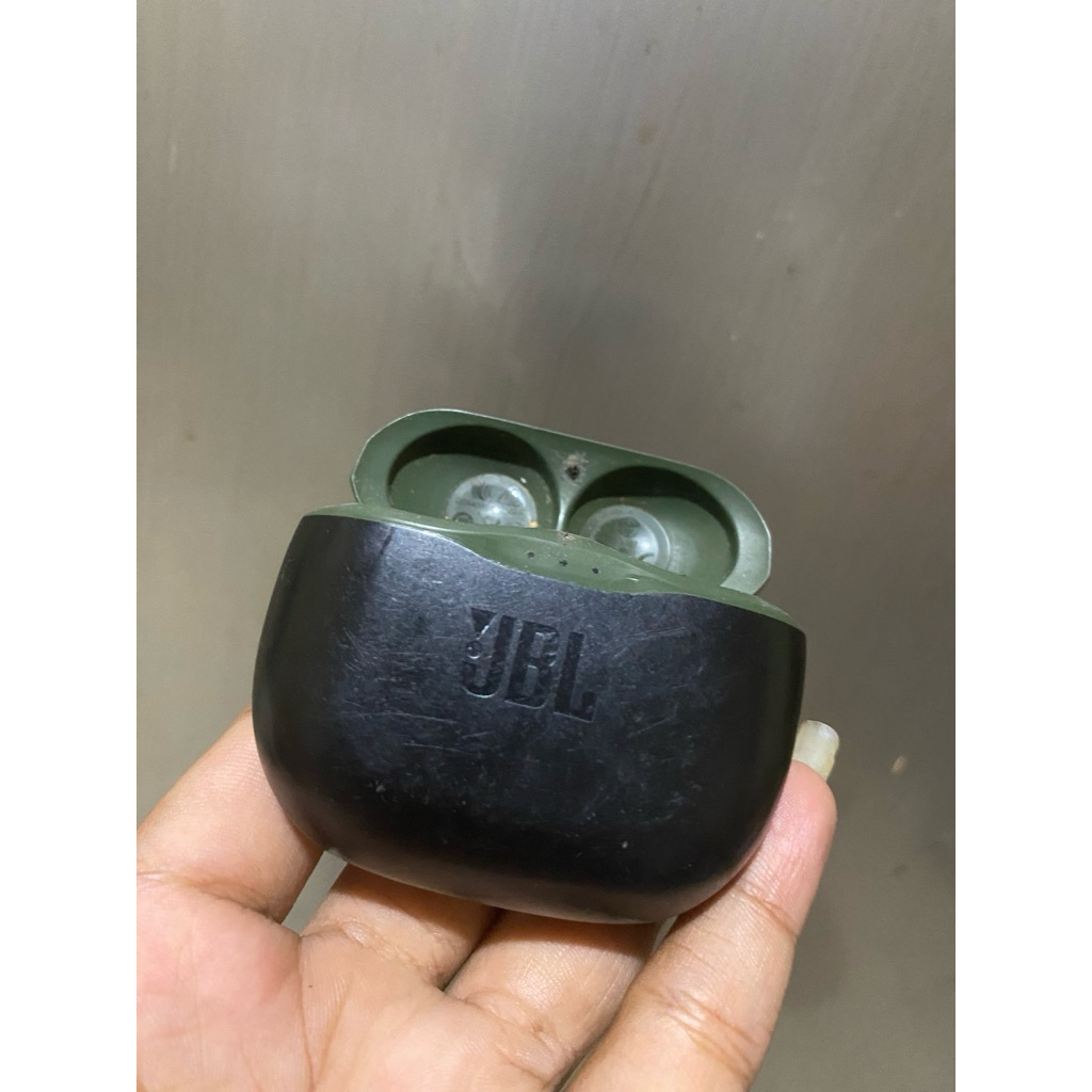 Jual charging case jbl tune 120 tws original | Shopee Indonesia
