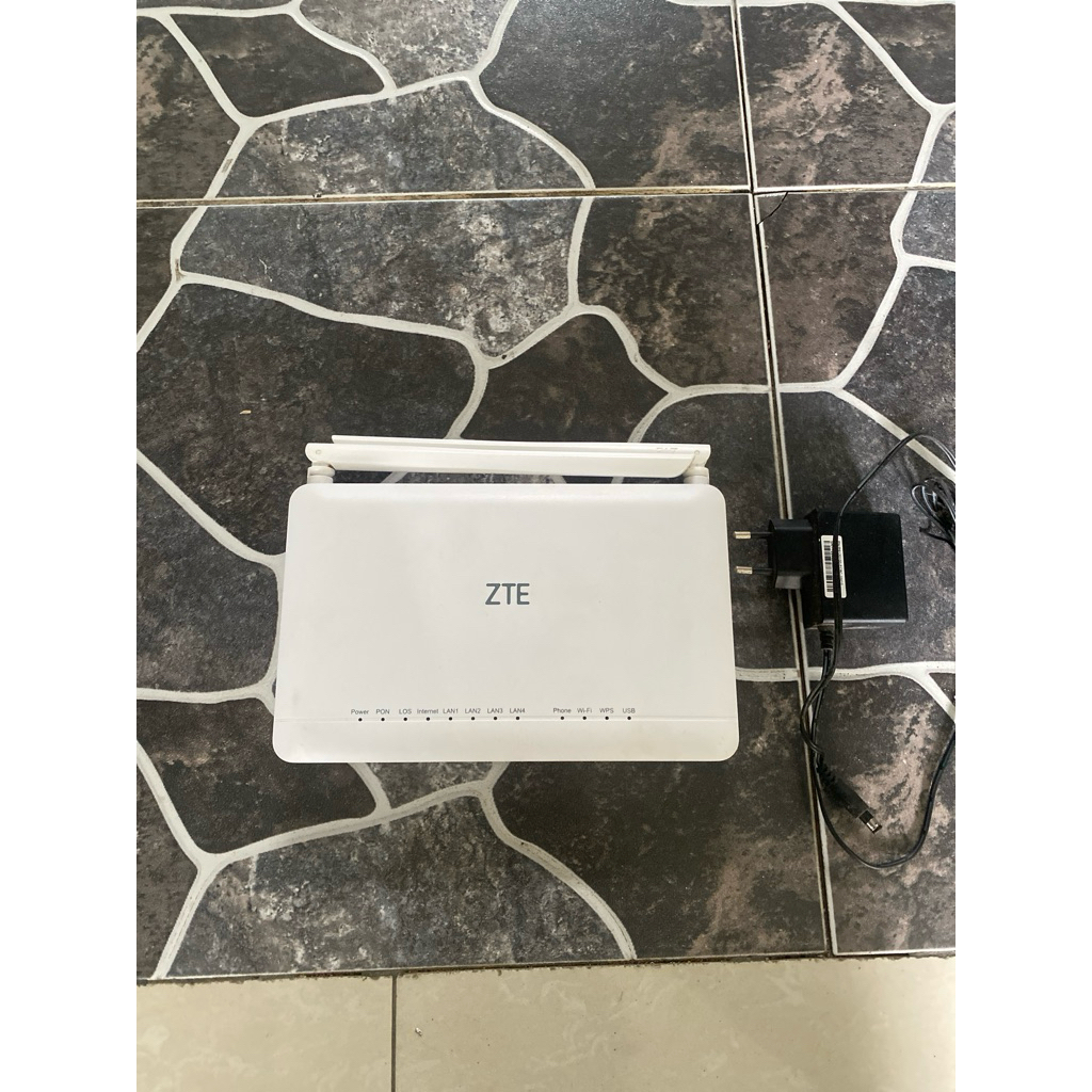 Jual READY UNIT ZTE F670l port ijo lengkap dengan adaptor | Shopee ...