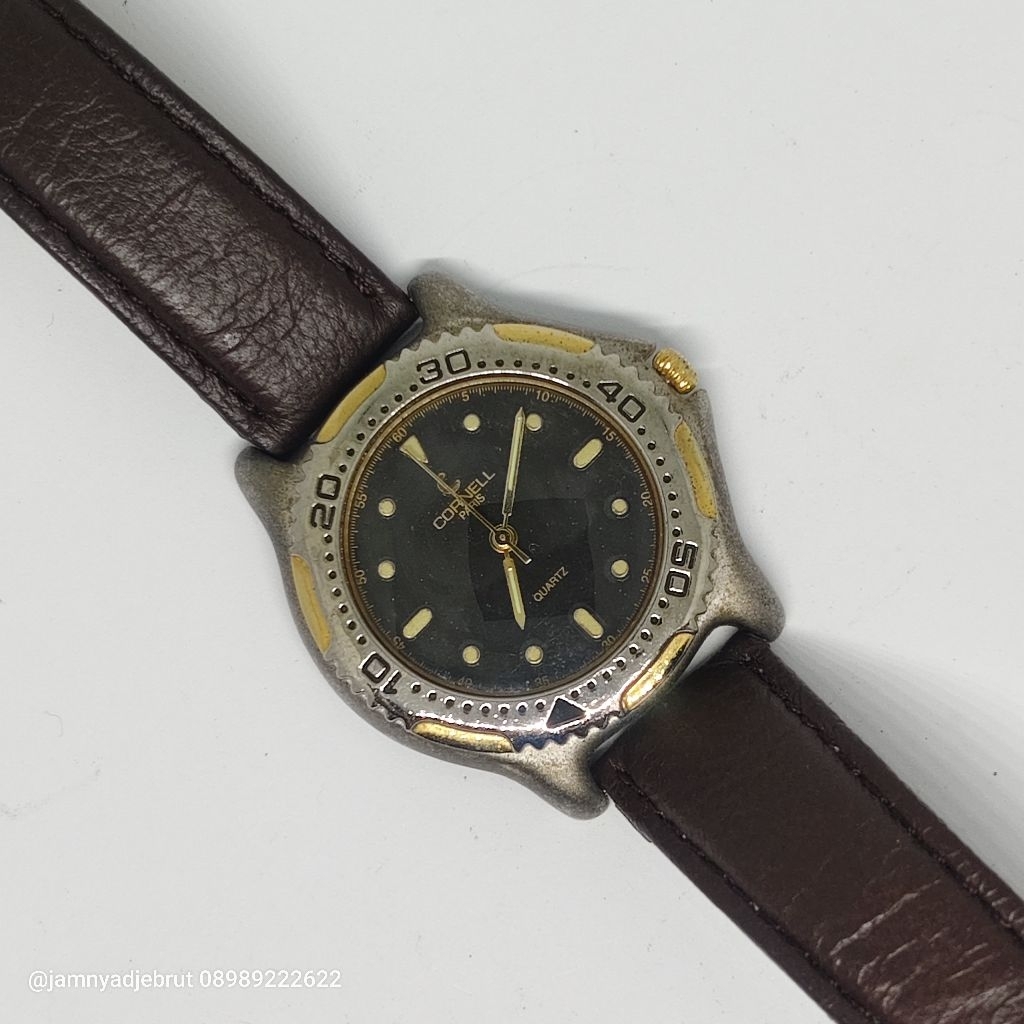 Jual Jam Cornell Paris AL21-9480 Vintage Black Gold Bekas | Shopee ...