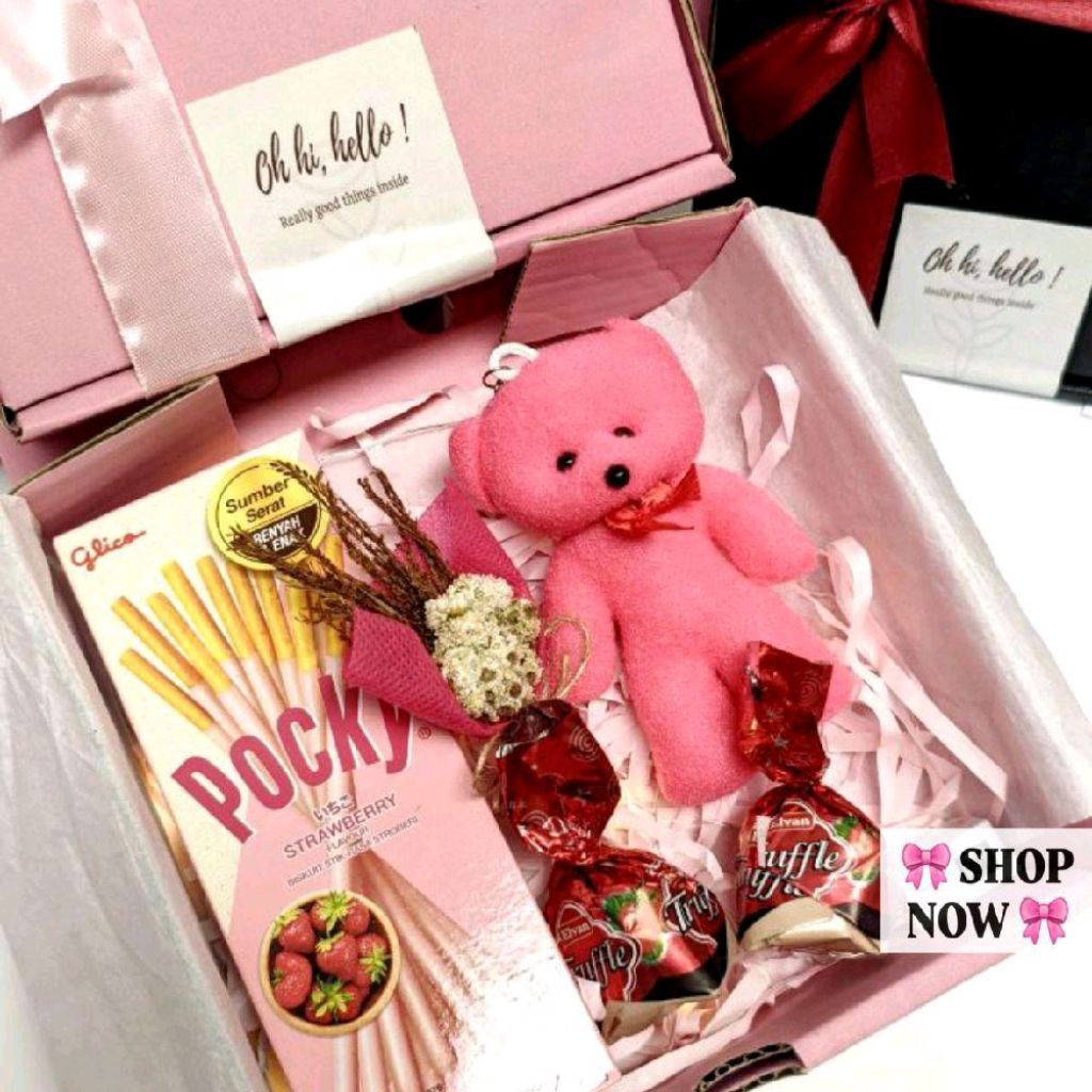 Jual Hampers Snack Box Kado Pink Series paket bebas Request Ucapan Gift ...