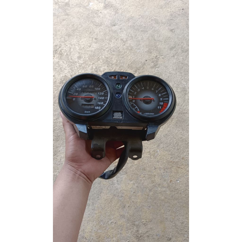 Jual spedometer spedo odometer honda megapro primus original | Shopee ...