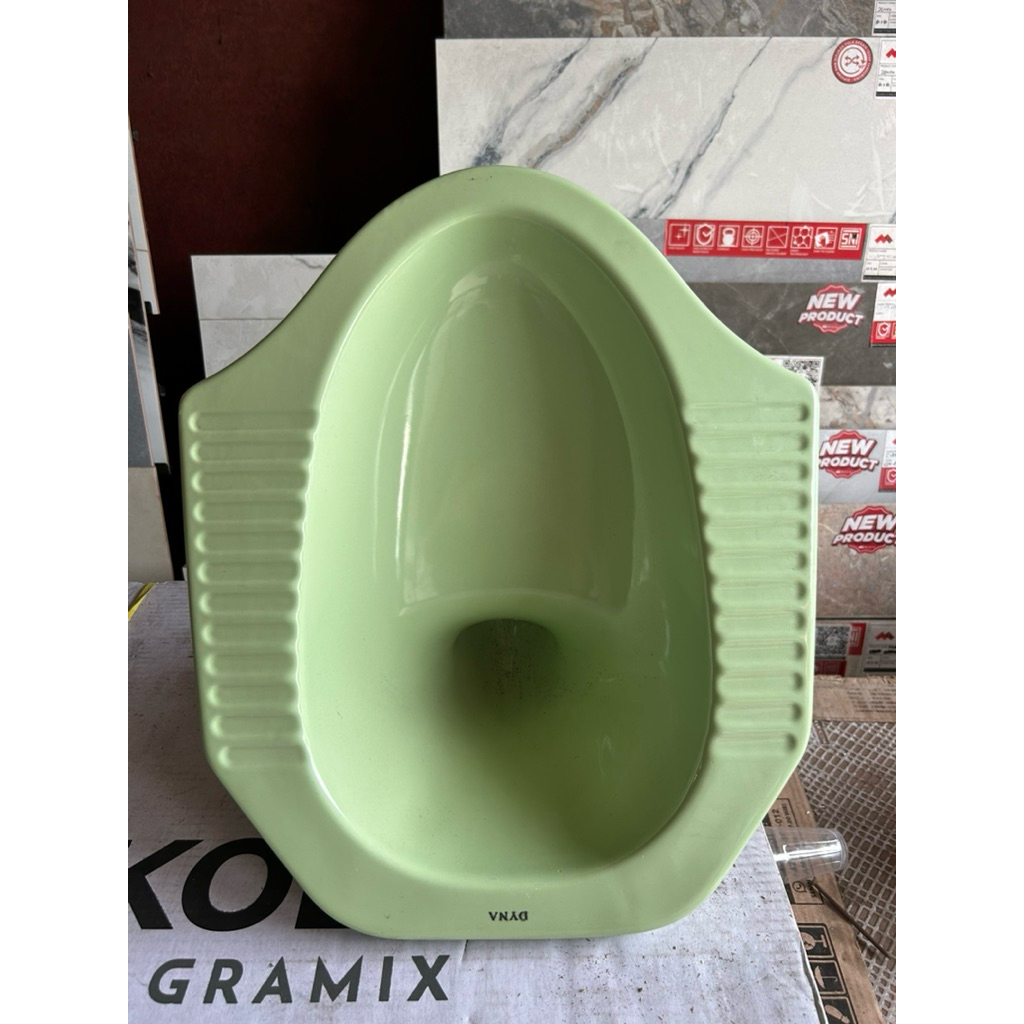 Jual KLOSET JONGKOK KERAMIK DYNA | Shopee Indonesia