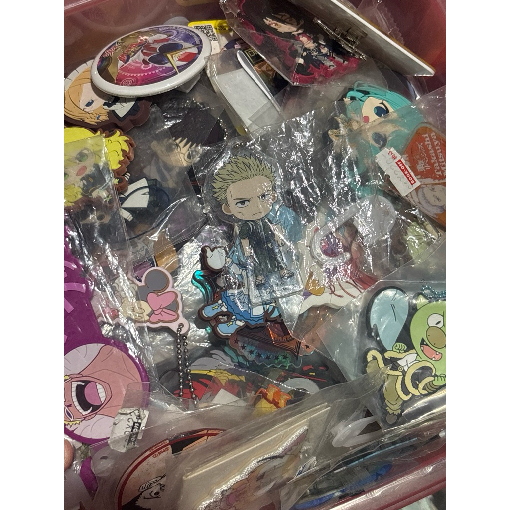 Jual blind box keychain, badge anime official [BACA DESKRIPSI] | Shopee ...