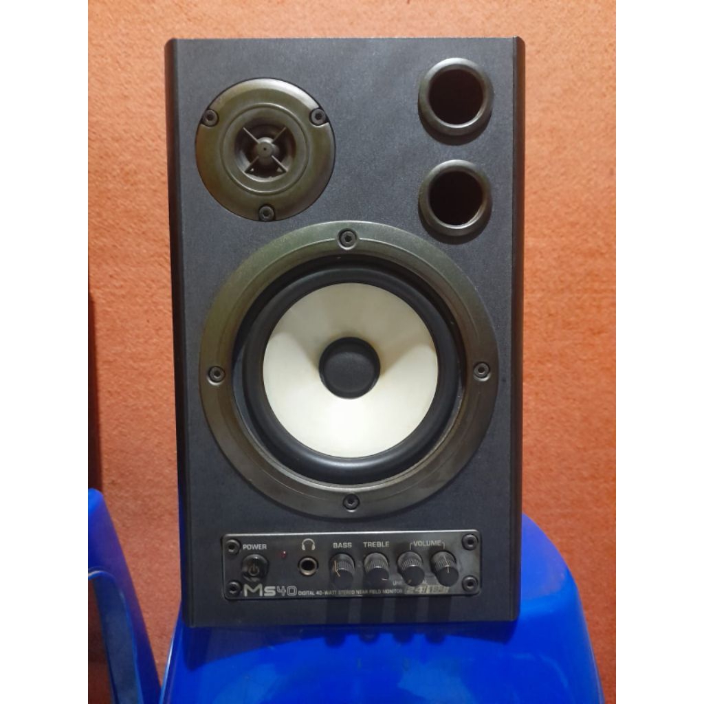 Jual Speaker Monitor Aktif BEHRINGER MS 40 | MS40 | Ms-40 | Shopee ...