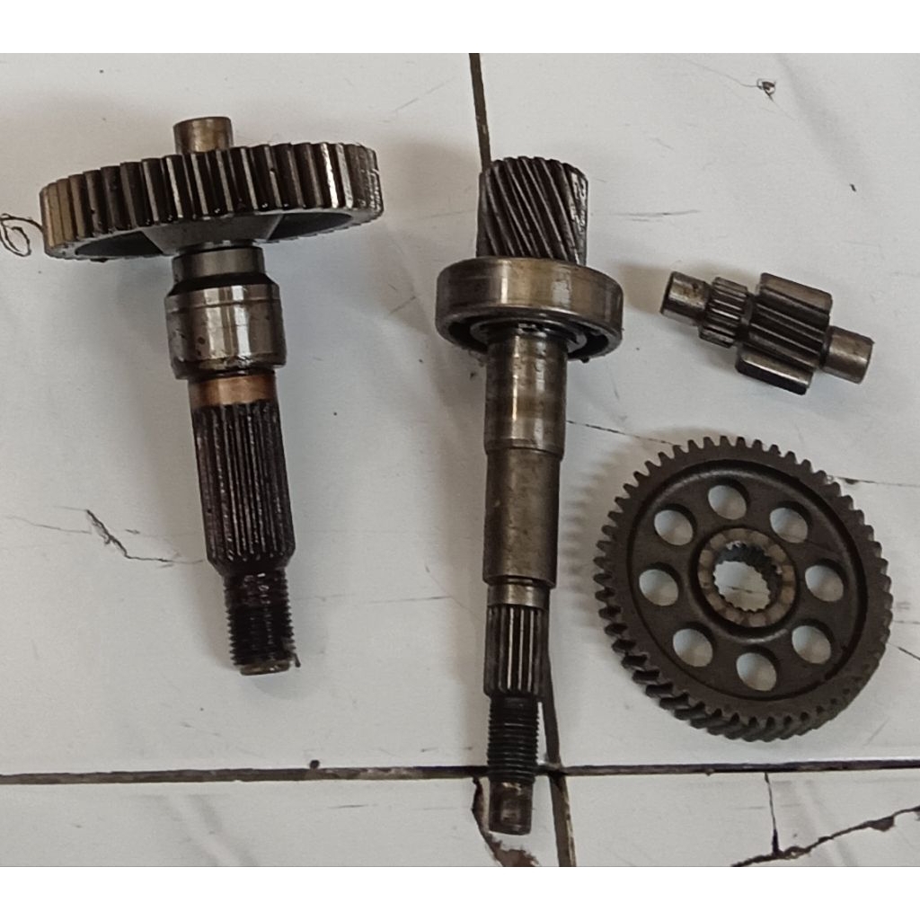 Jual Gigi Gear rasio Gardan Gearbox Vario 110 techno original bekas ...