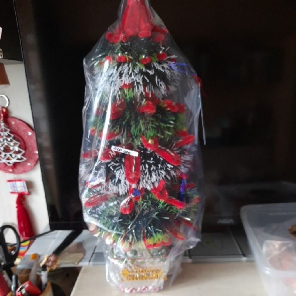 Jual pohon natal bahan kawat bulu dan slinger natal | Shopee Indonesia