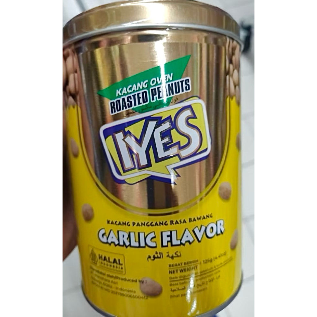 Jual IYES kacang oven rasa bawang 125 gram KALENG | Shopee Indonesia