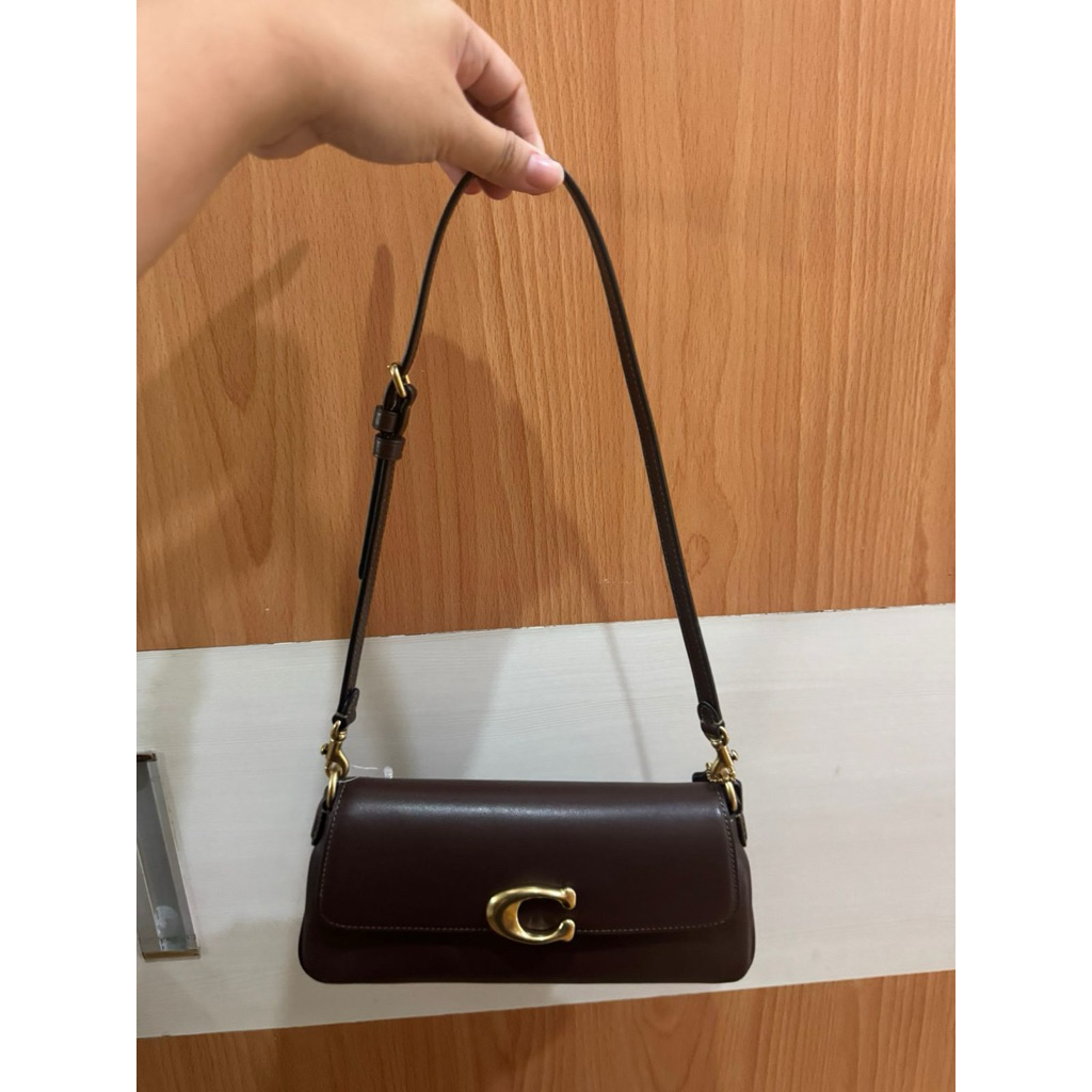 Jual PRELOVED COACH JET SHOULDER BAG MAPLE | Shopee Indonesia