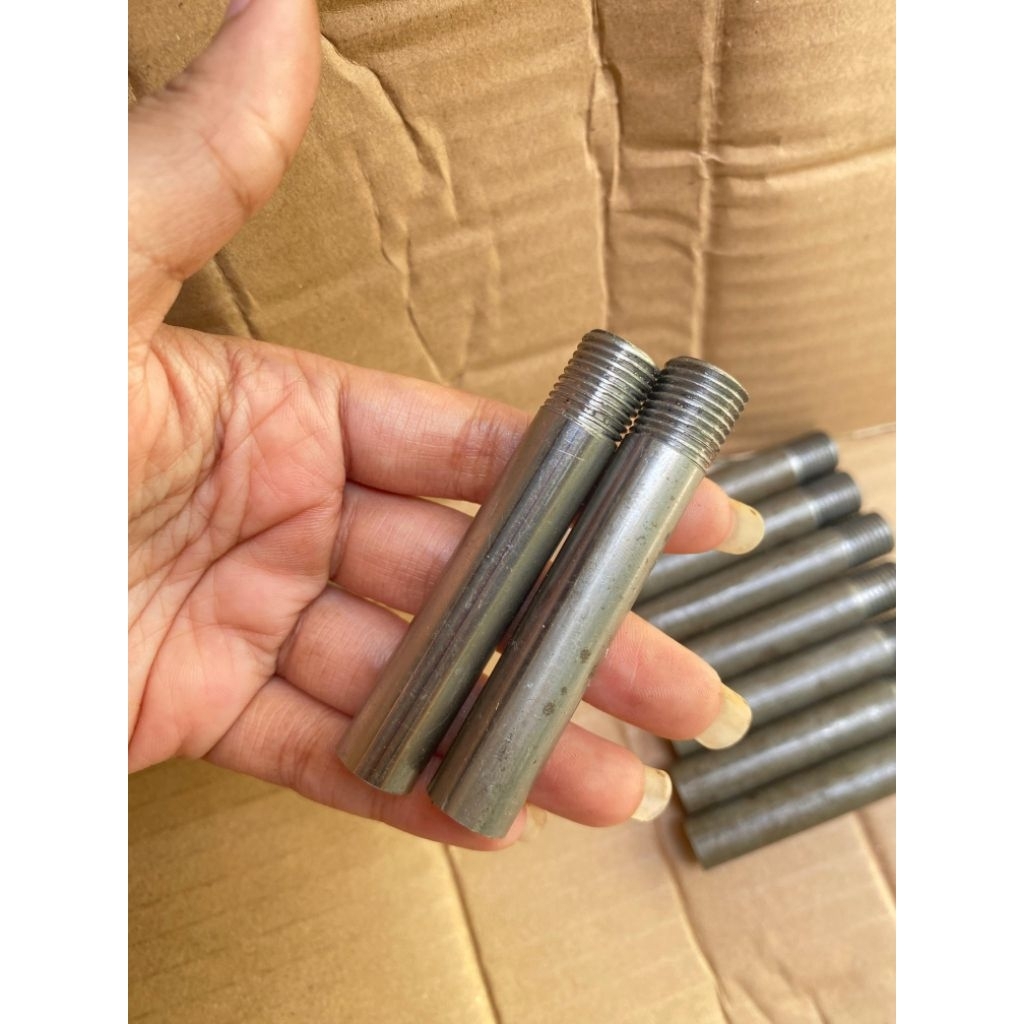 Jual Nepel besi drat luar 1/4 inch panjang 6 cm dan 7 cm | Shopee Indonesia
