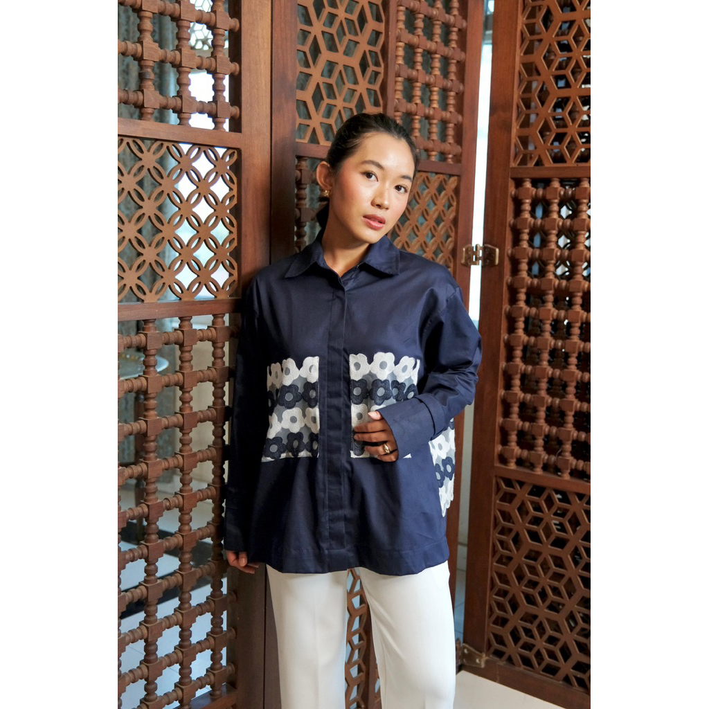 Jual SARRA - Noka Shirt - Baju Atasan Dewasa Wanita | Shopee Indonesia
