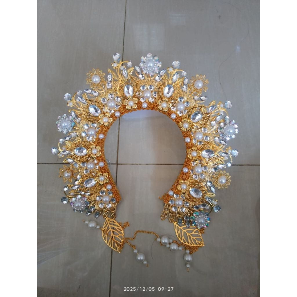 Jual mahkota tari lengkung bunga timbul//mahkota adat//mahkota handmade ...