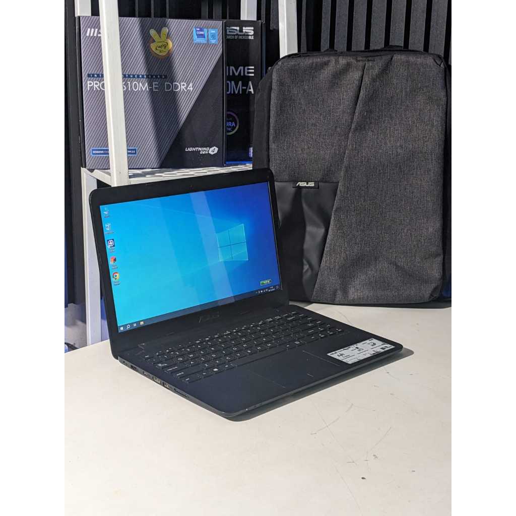 Jual Laptop Asus E402Y AMD E2 RAM 4GB SSD 128GB Body Slim MURAH ...