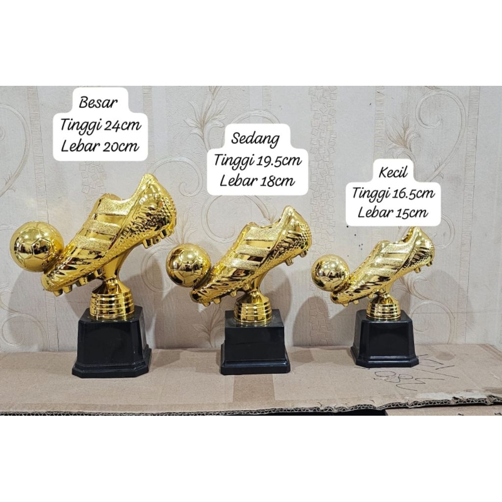 Jual PIALA TROPHY SEPATU IMPORT TOP SCORE PEMAIN TERBAIK BEST PLAYER ...