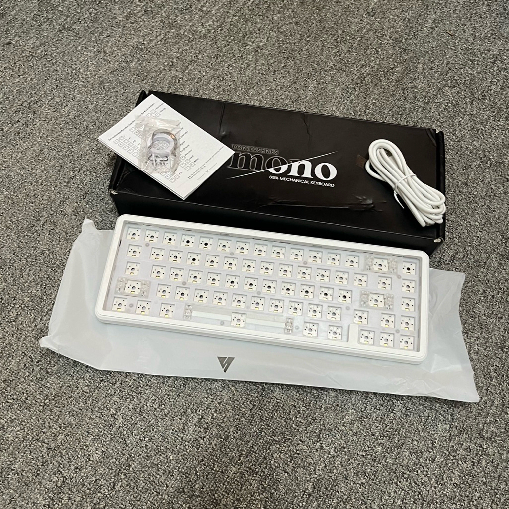 Jual Vortexseries Mono 65 V1 White Case Barebone Mechanical keyboard ...