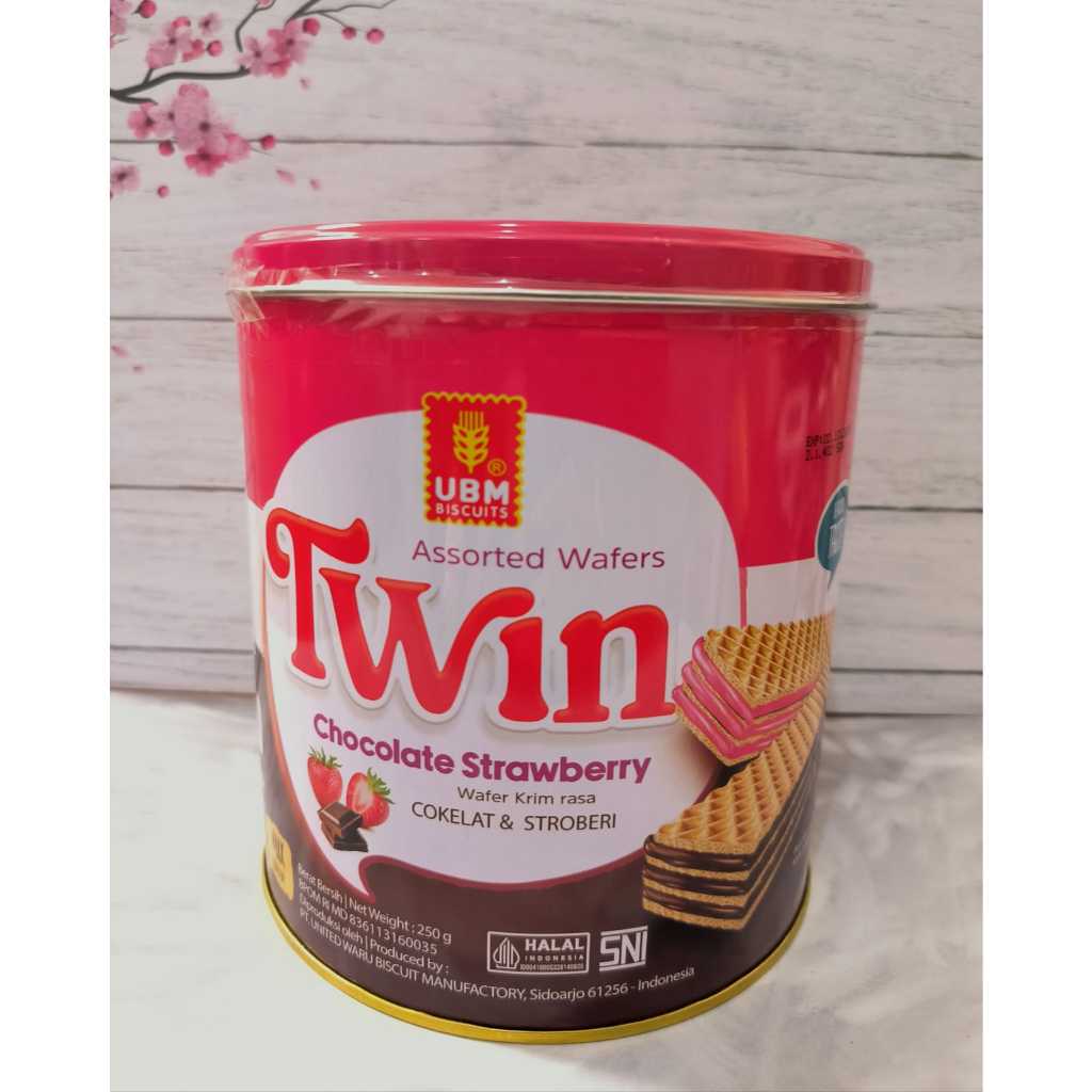 Jual UBM WAFER TWIN 250GR KALENG EXP. 2/10/2026 ( 1 DUS ISI 6 ...