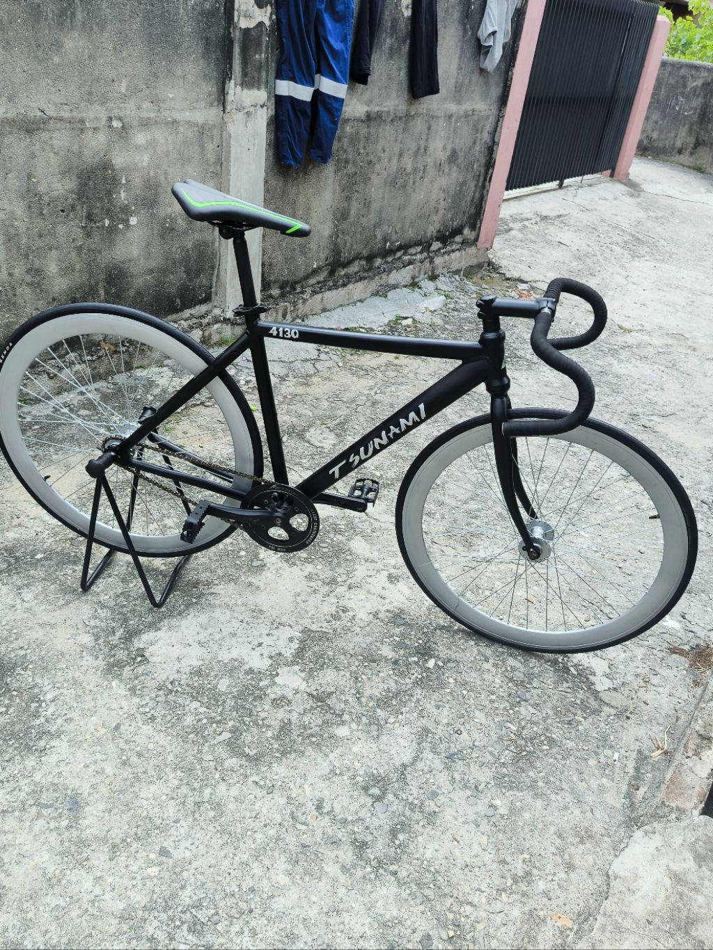 Jual fixie tsunami repaint basic soloist72 alloy | Shopee Indonesia