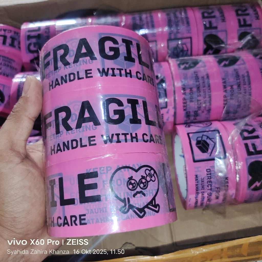Jual Lakban Fragile Pink Limited Edition | Shopee Indonesia