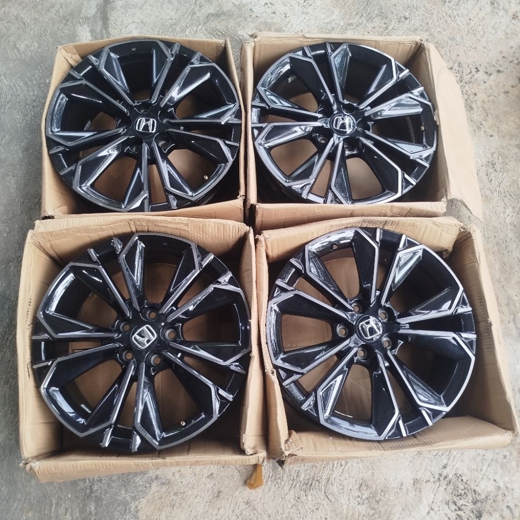 Jual velg crv hybrid 2024-2025 R19 original. bisa utk new Alphard 2024 ...